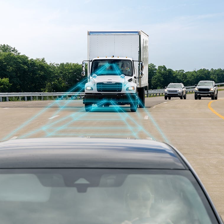 M2 106 Plus | Freightliner Trucks